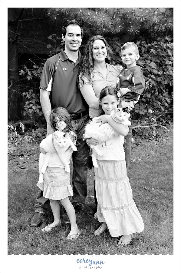 Terhune Family Portrait in Uniontown - Corey Ann Photography