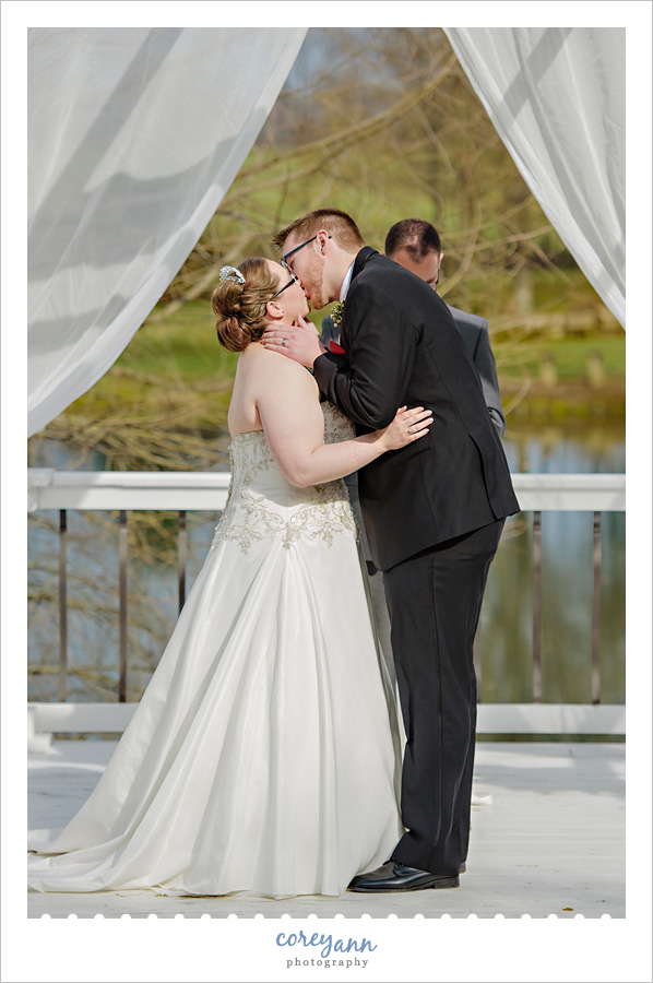 Country Cottage & Gardens Wedding with Ashley and Daniel - Corey Ann ...
