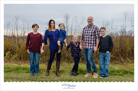 Springfield Bog Metro Park Family Session in October - Corey Ann ...