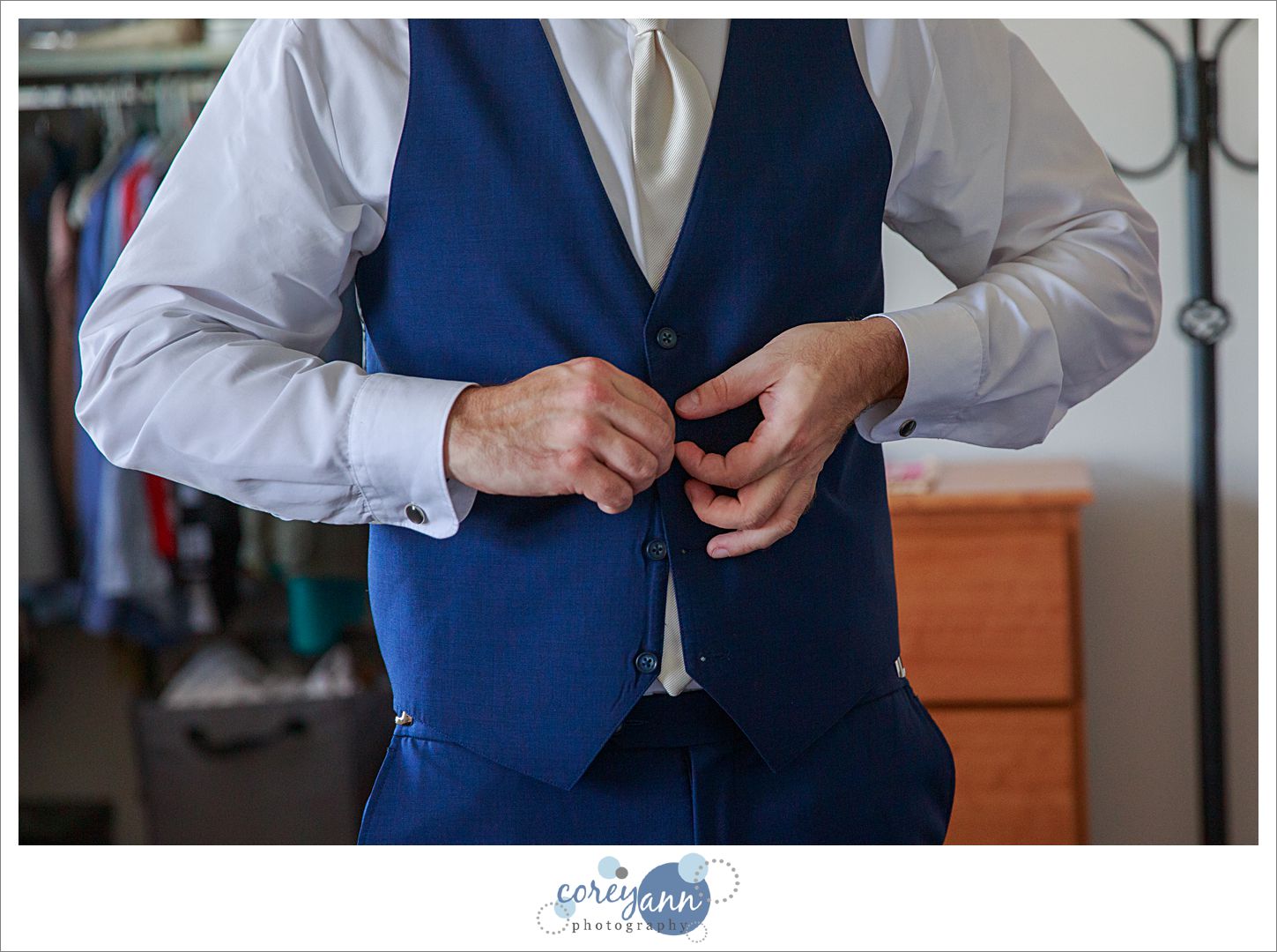 Lago Custom Events at Aloft Cleveland Wedding with Melissa and Tomo ...